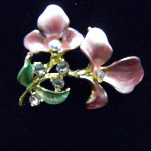 Unbranded | Jewelry | Lovely Pink Flower Brooch | Poshmark